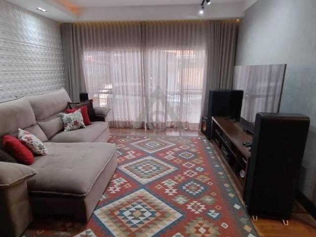 Casa à venda em Campinas, Parque Rural Fazenda Santa Cândida, com 3 suítes, com 210 m²