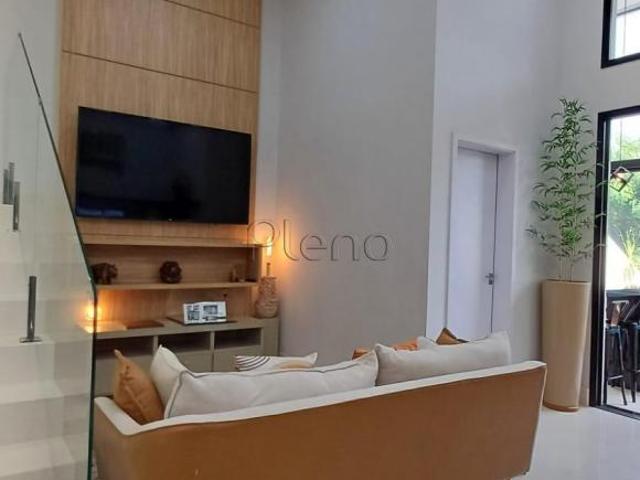 Casa à venda em Campinas, Parque Rural Fazenda Santa Cândida, com 3 suítes, com
