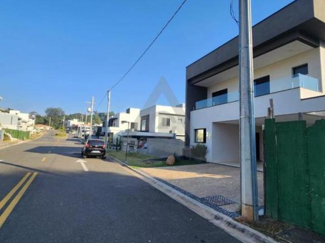 Casa à venda em Campinas, Parque Rural Fazenda Santa Cândida, com 3 suítes, com 236 m²