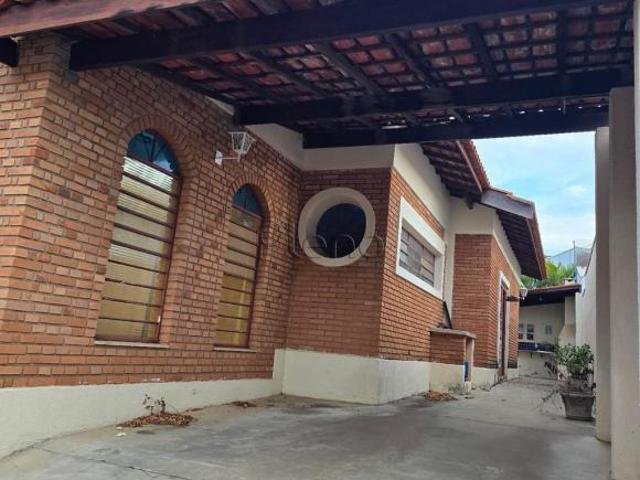 Casa à venda em Campinas, Parque São Quirino, com 4 quartos, com 233.25 m²