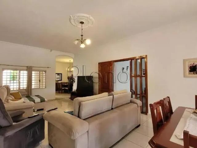 Casa à venda em Campinas, Parque São Quirino, com 4 suítes, com 350 m²