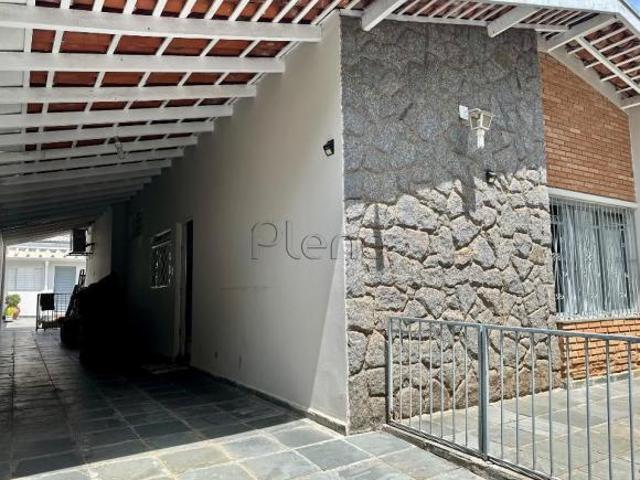 Casa à venda em Campinas, Parque São Quirino, com 3 quartos, com 228 m²