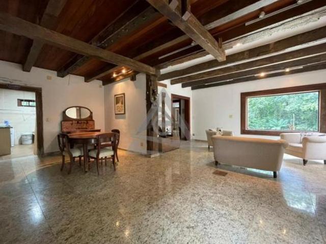 Casa à venda em Campinas, Parque São Quirino, com 3 suítes, com 360 m², Chácaras São Quirino