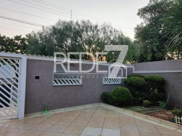 Casa à venda em Campinas, Parque São Quirino: 3 suítes, 3 salas, 5 banheiros, 4 vagas, piscina, espa