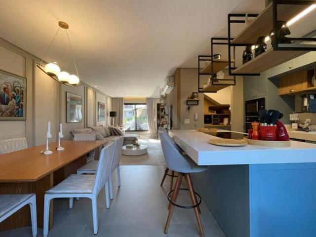 Casa à venda em Campinas, Parque Taquaral, com 2 suítes, com 130 m², Lagoa Sky Houses