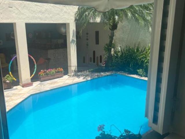 Casa à venda em Campinas, Parque Taquaral, com 3 quartos, com 260 m²
