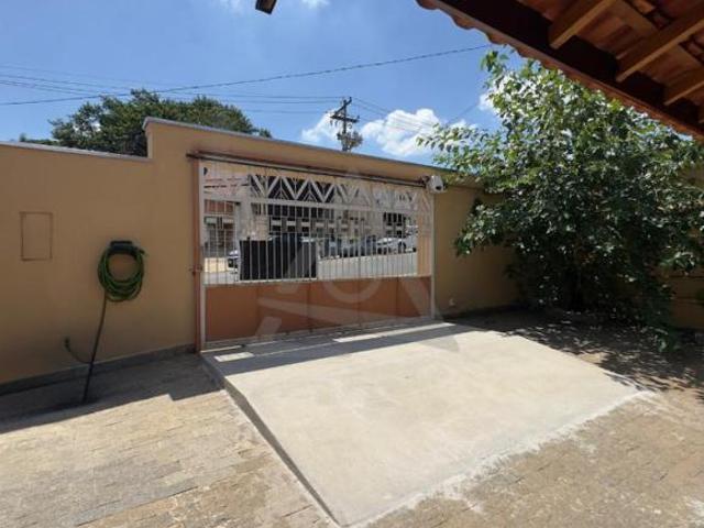 Casa à venda em Campinas, Parque Taquaral, com 3 quartos, com 265 m²
