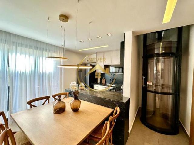 Casa à venda em Campinas, Parque Taquaral, com 3 suítes, com 167 m², Club House Taquaral