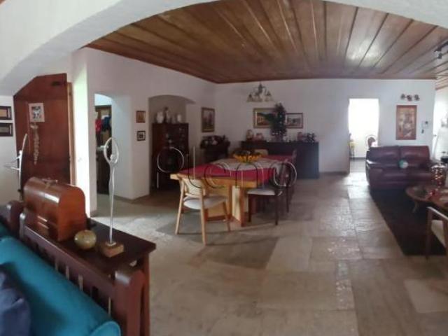 Casa à venda em Campinas, Parque Taquaral, com 3 suítes, com 332.7 m²