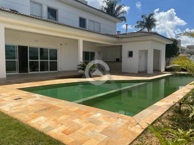 Casa à venda em Campinas, Residencial Parque das Araucárias, com 4 suítes, com 404 m²
