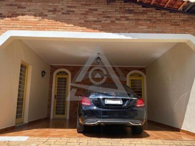 Casa à venda em Campinas, Taquaral, com 3 quartos, com 238 m²