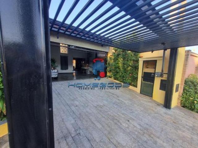 Casa à venda em Campinas, Taquaral, com 5 quartos, com 375 m²