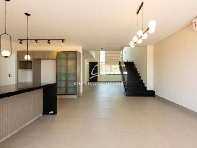 Casa à venda em Campinas, Vila dos Plátanos, com 3 suítes, com 300 m², Vila dos Plátanos