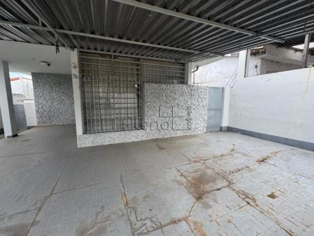 Casa à venda em Campinas, Vila Marieta, com 4 quartos, com 182.5 m²