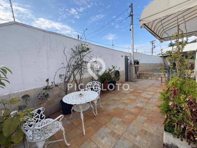 Casa à venda em Campinas, Vila Nogueira, com 4 quartos, com 138 m²