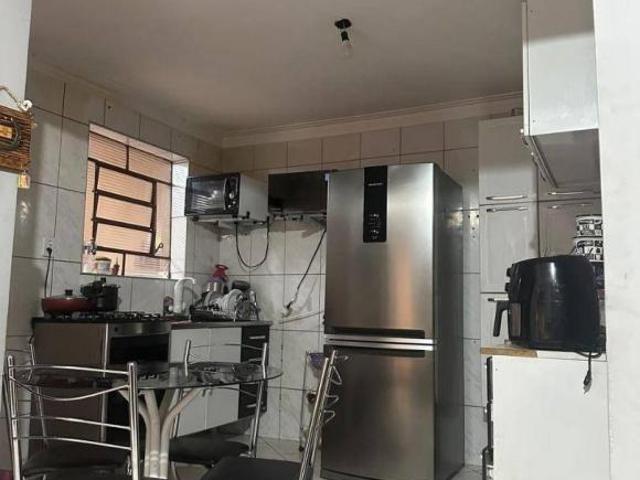 Casa a venda em Campinas/Sp com casa de fundo