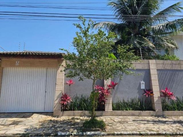 Casa à venda em Canto do Forte