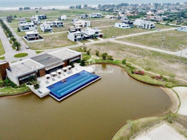 Casa à venda em Capão da Canoa