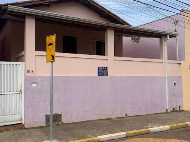 Casa a venda em capela do alto