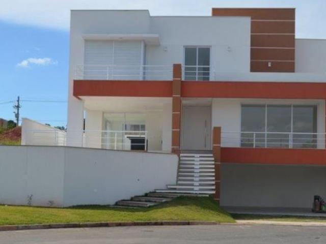 Casa à venda em Caputera