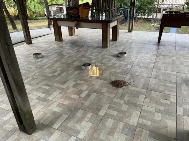 CASA A VENDA EM CARACÓIS DE CIMA R$650.000,00 EM ESMERALDAS/MG