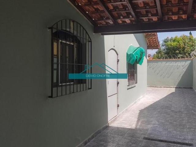 Casa a venda em Caraguatatuba Bairro Massaguaçu