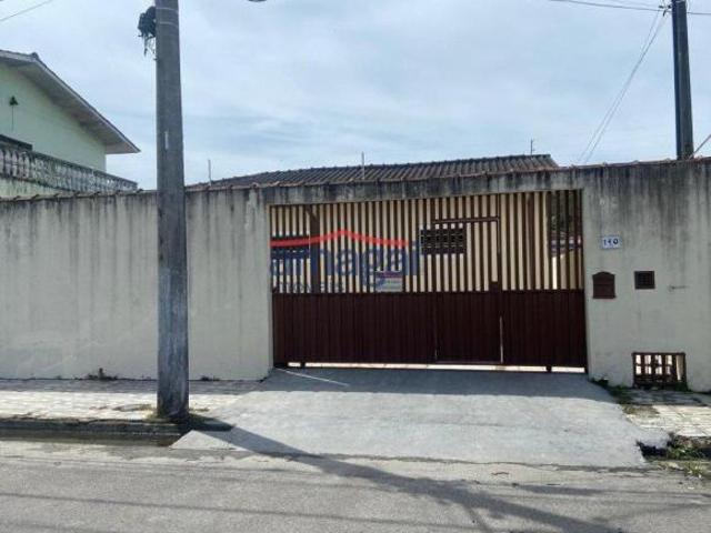 Casa à venda em Caraguatatuba Bairro Sumaré piscina