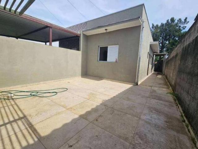 Casa à venda em Caraguatatuba, Balneário dos Golfinhos, com 2 quartos, 55,00m²
