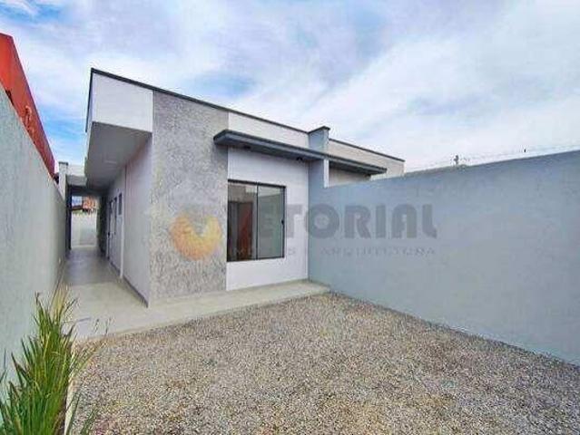 Casa à venda em Caraguatatuba, Balneário dos Golfinhos, com 2 quartos, 65m²