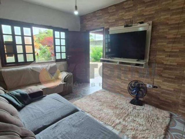 Casa à venda em Caraguatatuba, Balneário dos Golfinhos, com 2 quartos, 70,00m²