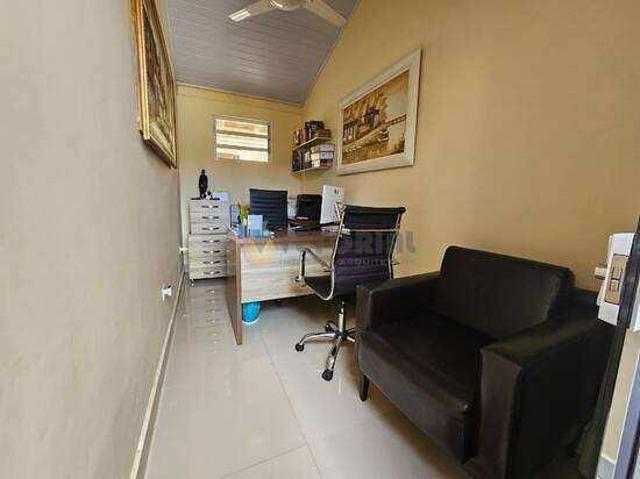 Casa à venda em Caraguatatuba, Jardim Primavera, com 3 quartos, 285m²