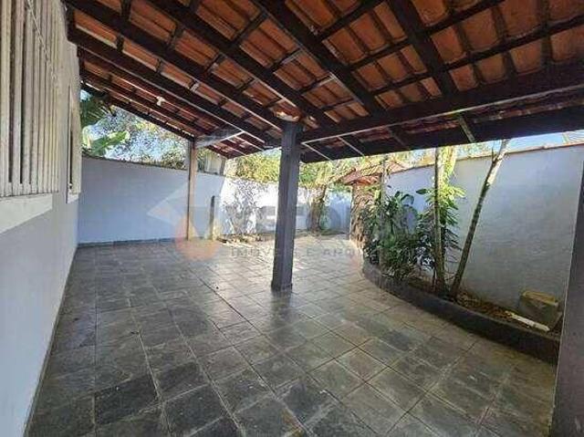 Casa à venda em Caraguatatuba, Jardim Rio Santos, com 3 quartos, 214m²