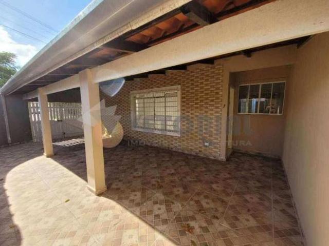 Casa à venda em Caraguatatuba, Poiares, com 3 quartos, 198m²