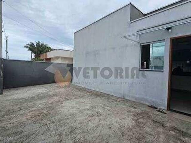 Casa à Venda em Caraguatatuba SP