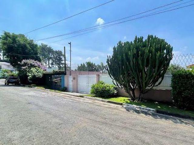 Casa à venda em Carapicuíba, Chácara das Paineiras, com 3 suítes, com 357.99 m²