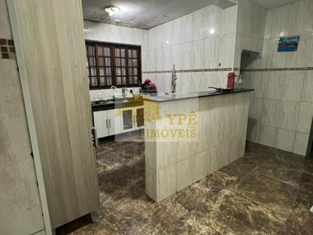 Casa à venda em Carapicuíba SP, Vila Silviania: 4 quartos, 1 suíte, 2 salas, 2 banheiros, 2 vagas de