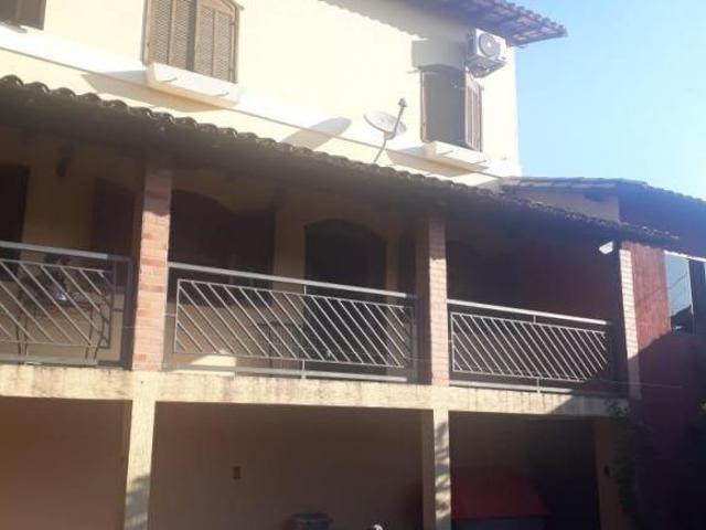 Casa com 4 quartos à venda em Belo Horizonte, no bairro Céu Azul