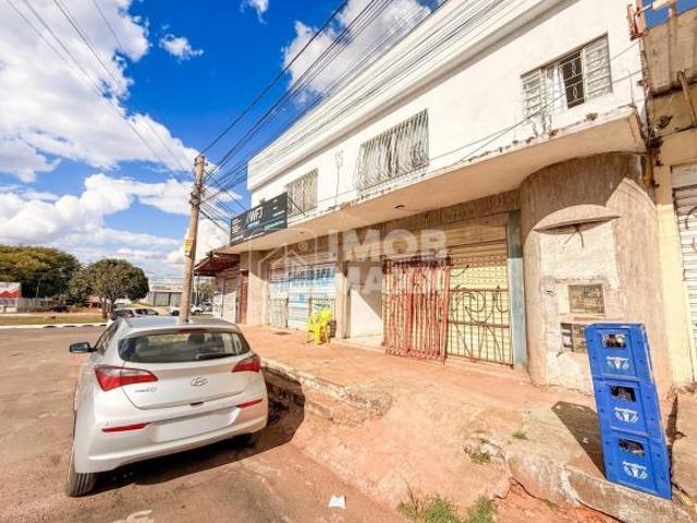 Casa à venda em Ceilândia Sul: 5 quartos, 250m²
