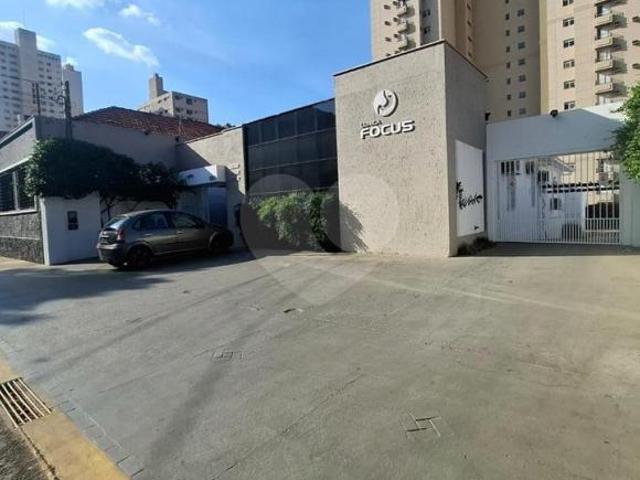 Casa à venda em Centro SP