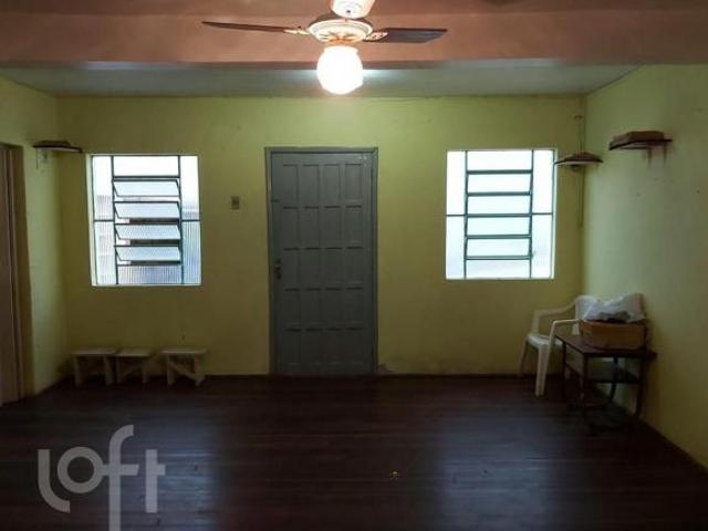 Casa à venda em Chácara das Pedras com 434 m², 4 quartos, 1 suíte, 2 vagas