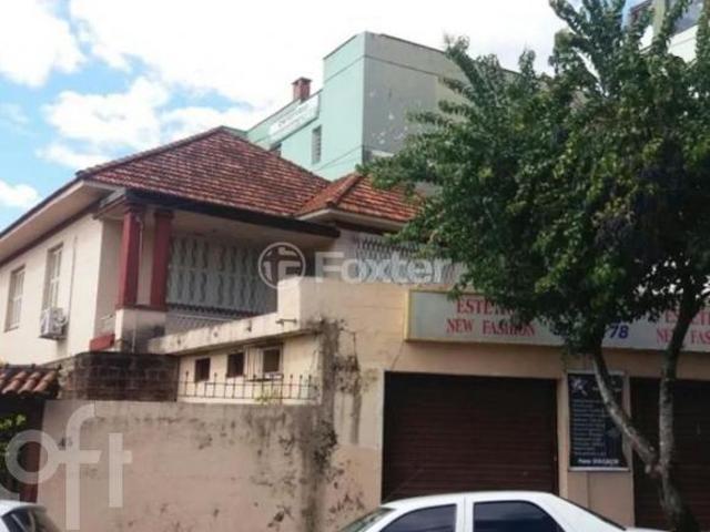 Casa à venda em Chácara das Pedras com 436 m², 3 quartos, 2 vagas