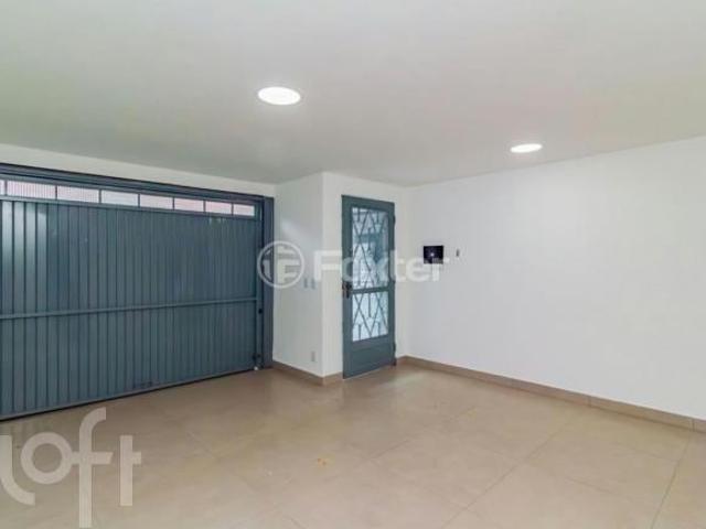 Casa à venda em Cidade Baixa com 100 m², 3 quartos, 1 suíte, 1 vaga