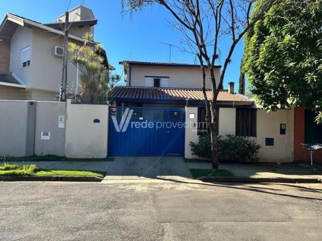 casa à venda em Cidade Universitária