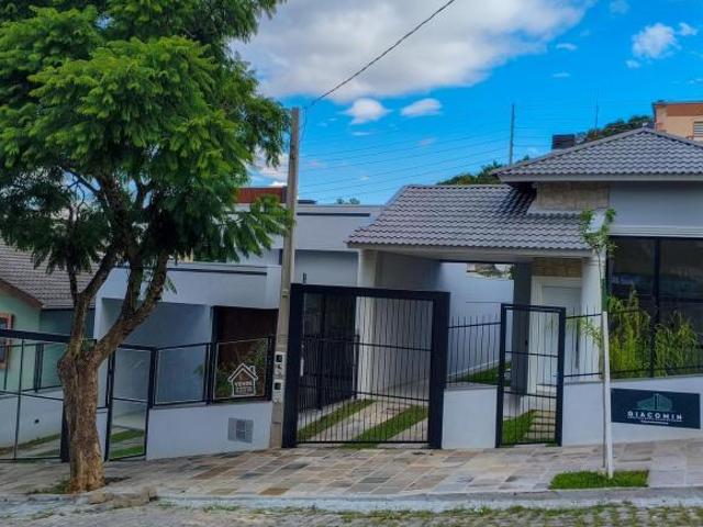 Casa à venda em Cruzeiro