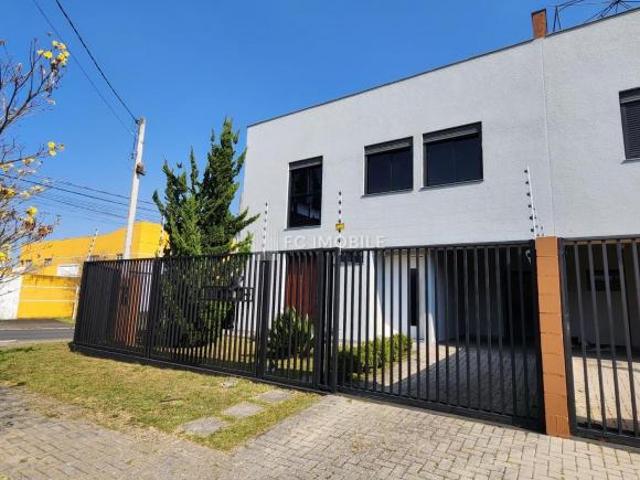 Casa à venda em Cruzeiro