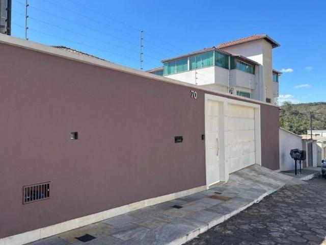 Casa à venda em Cruzeiro do Sul, Mariana