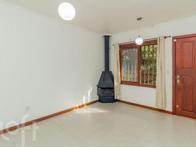 Casa à venda em Cristal com 105 m², 3 quartos, 1 suíte, 1 vaga
