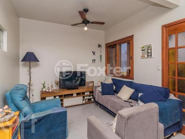 Casa à venda em Cristal com 140 m², 3 quartos, 1 suíte, 2 vagas