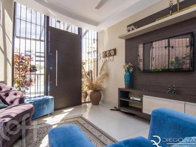Casa à venda em Cristal com 201 m², 4 quartos, 1 suíte, 2 vagas