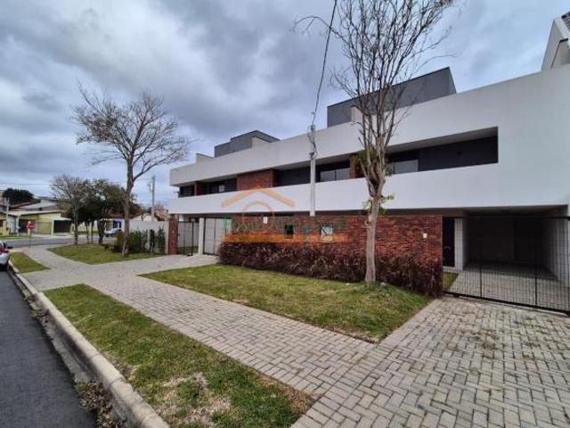 Casa à venda em Curitiba